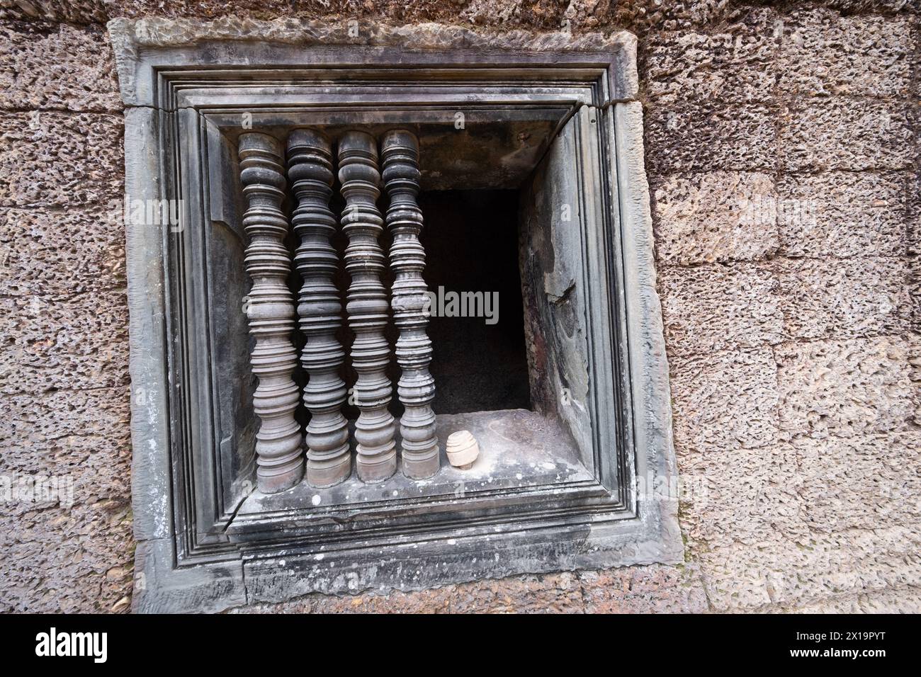 Khmer serei hi-res stock photography and images - Alamy