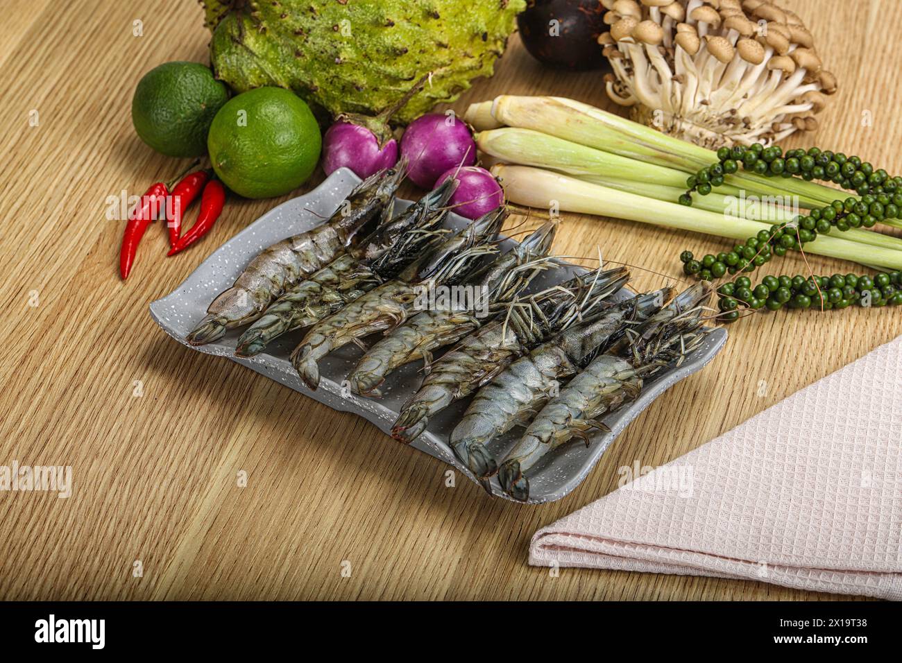 Fresh raw uncooked big tiger prawn Stock Photo - Alamy