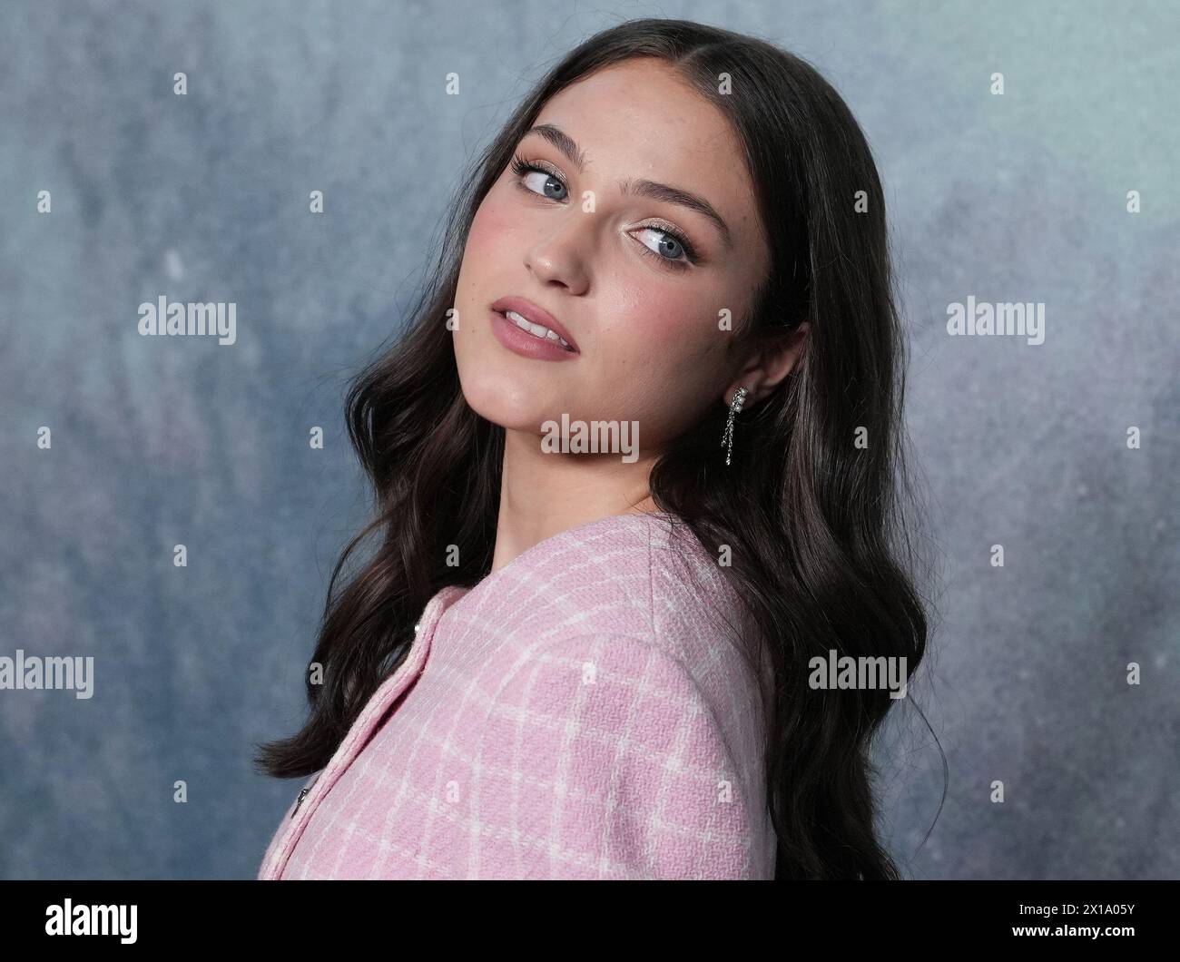 Izzy G. arrives at the Hulu's UNDER THE BRIDGE Los Angeles Premiere ...