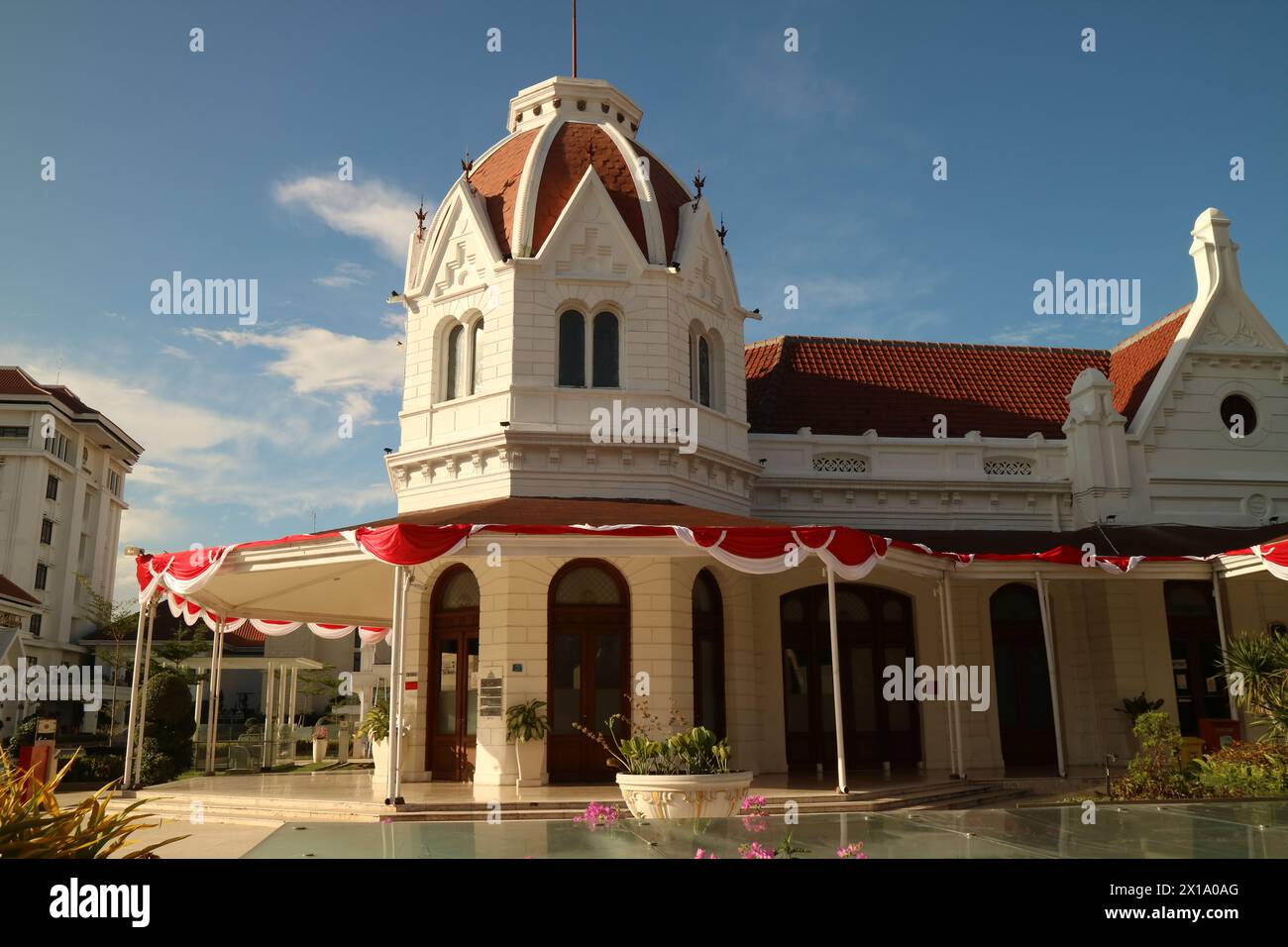 Balai Pemuda Surabaya is one of the historic buildings that is ...