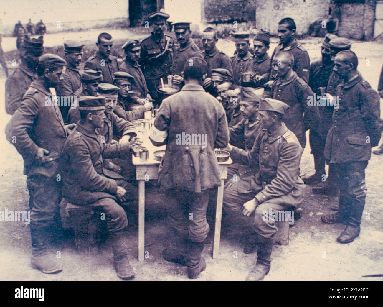 Pows prisoners hi-res stock photography and images - Alamy