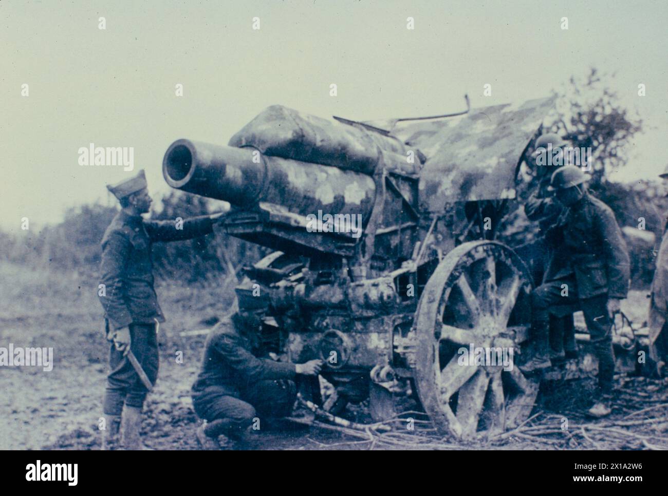 5" Austrian howitzer left by the retreating Germans to the American ...