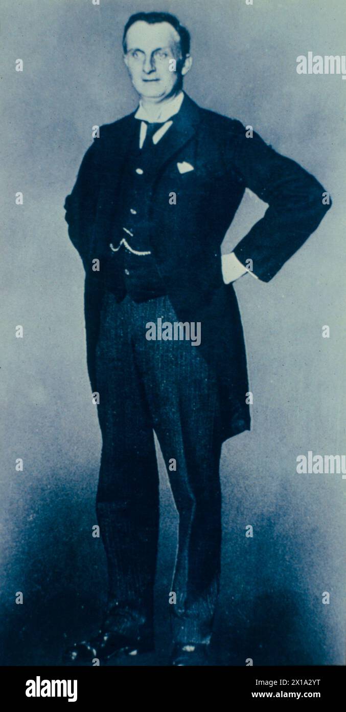 British Foreign Secretary Sir Edward Grey, 1914 Stock Photo - Alamy