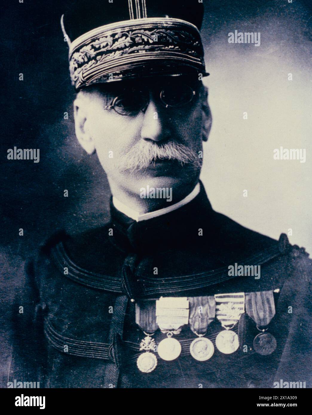French General Joseph Gallieni, 1914 Stock Photo - Alamy
