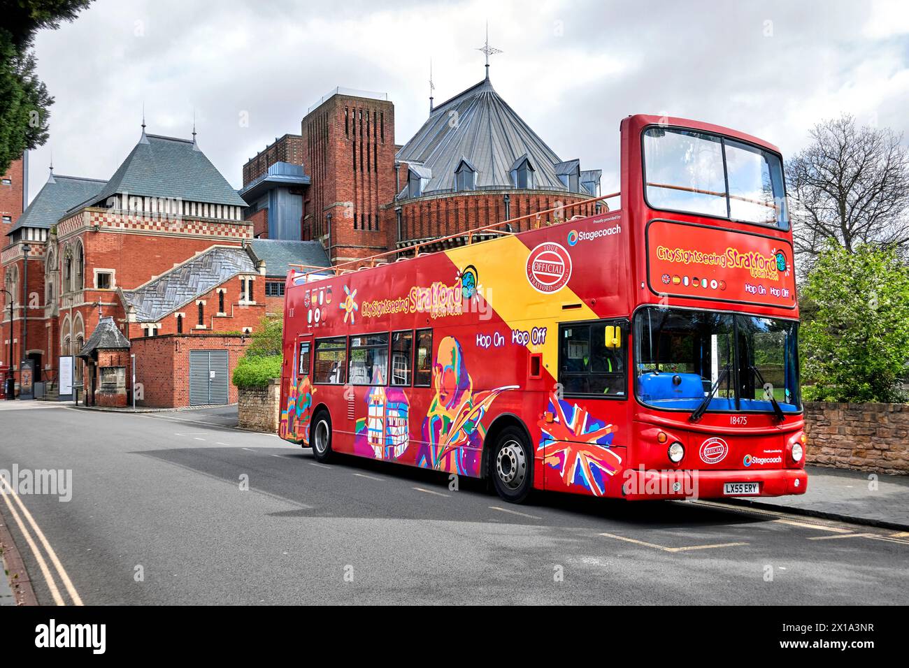 Tourist bus, Stratford-upon-Avon England, UK Stock Photo - Alamy
