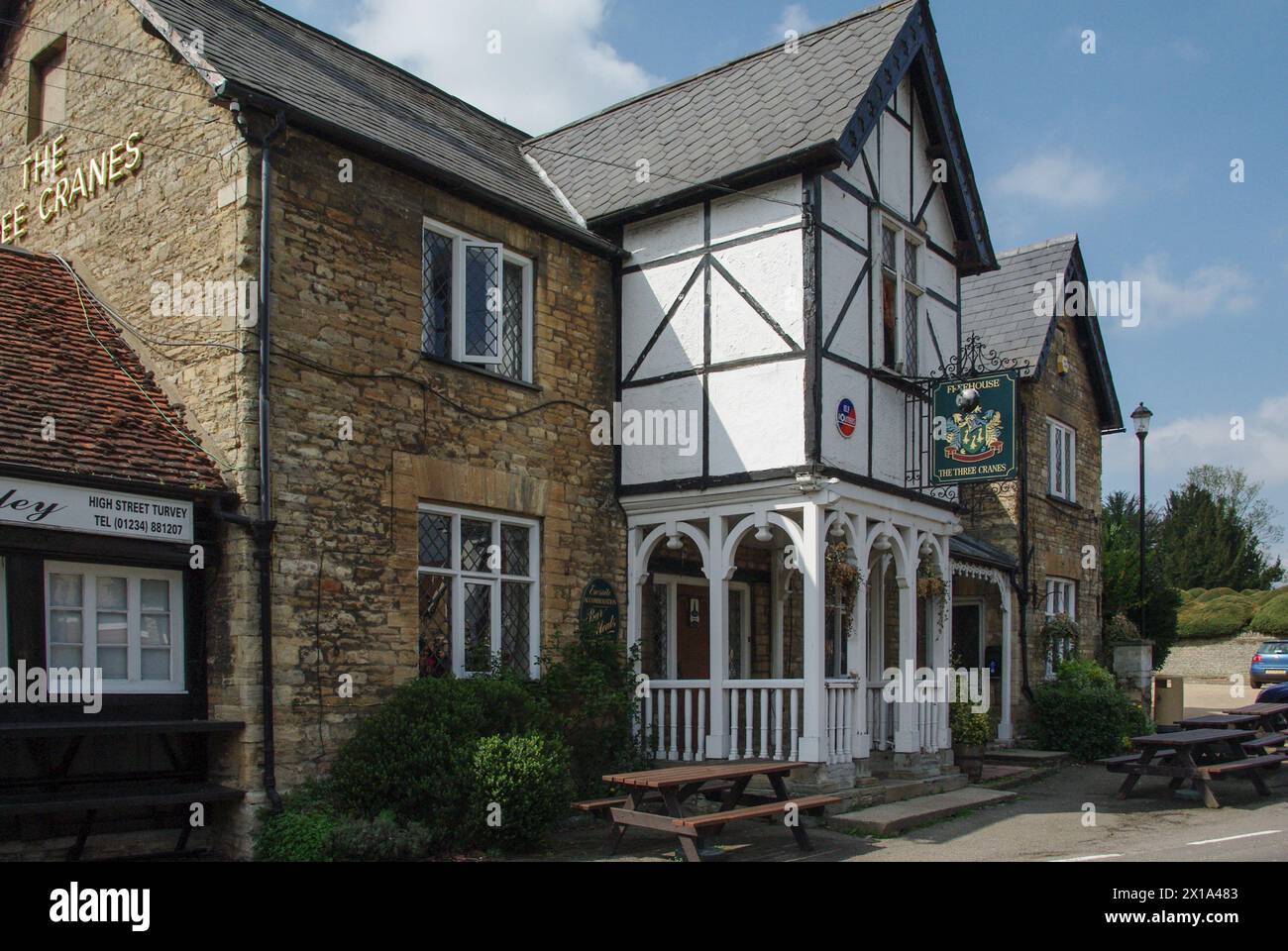 The Three Cranes, a 17th century inn, in the village of Turvey ...