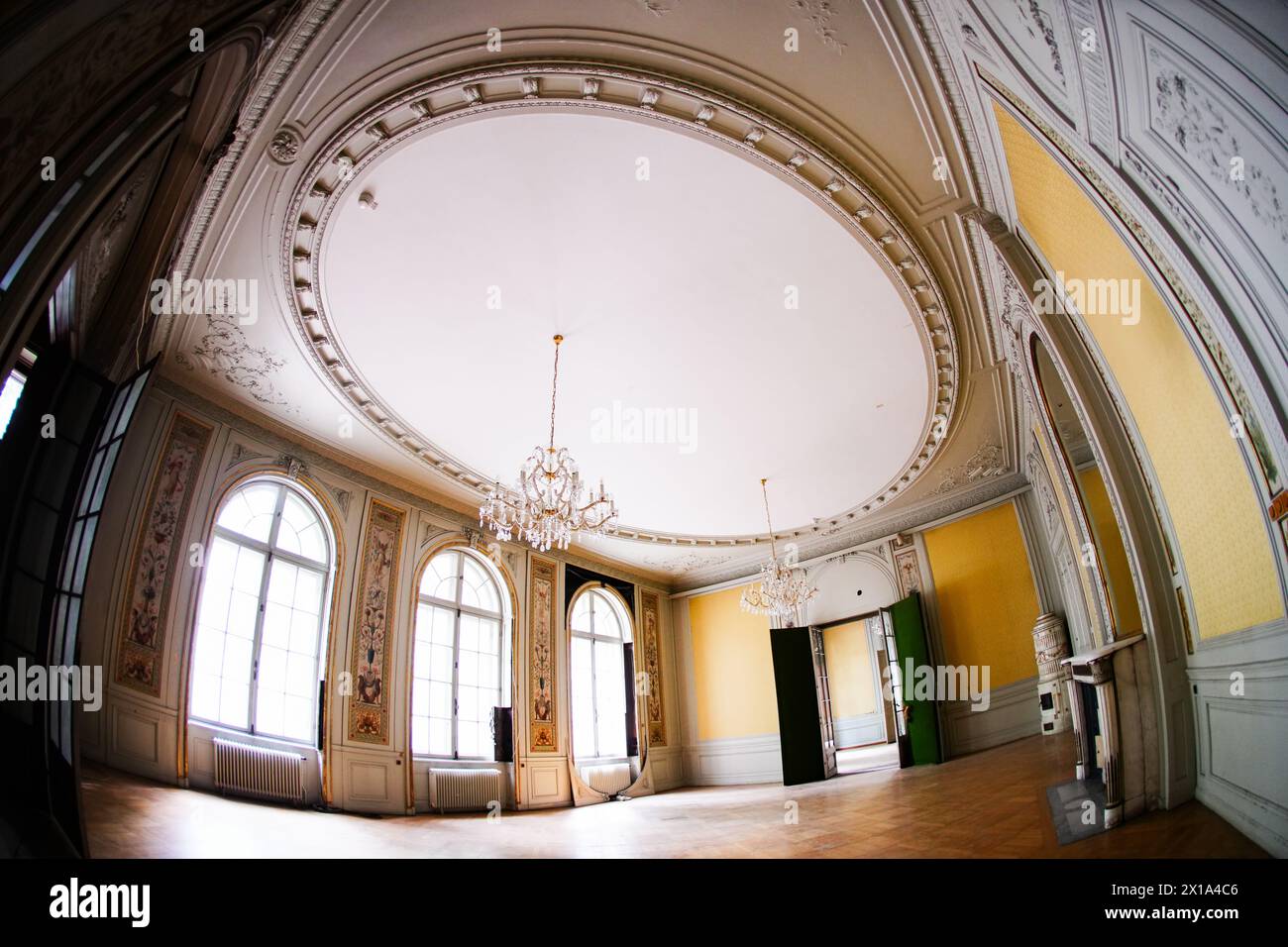 Interior photo of Palais Rothschild before the renovation as part of ...