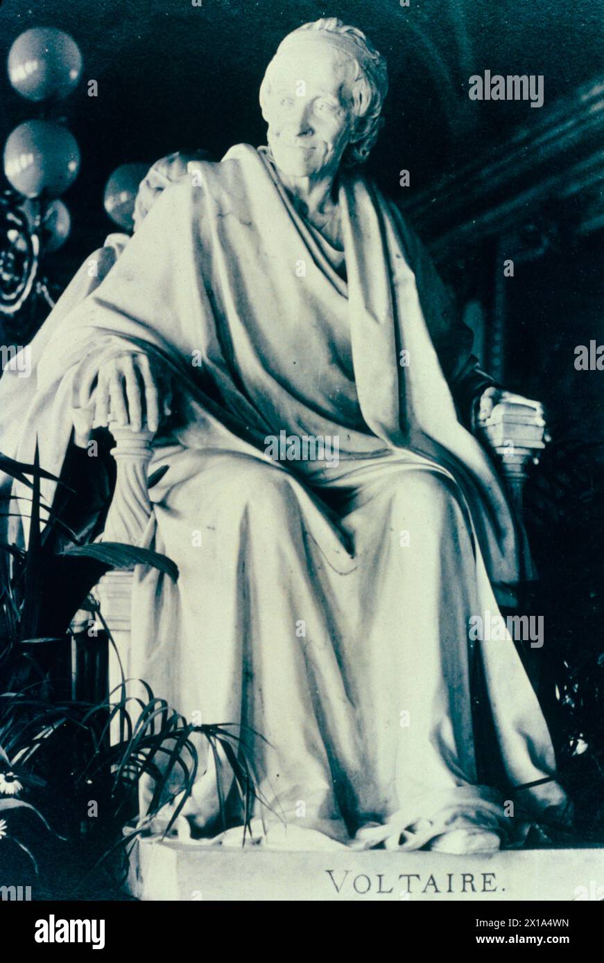 Philosopher 18th century hi-res stock photography and images - Alamy