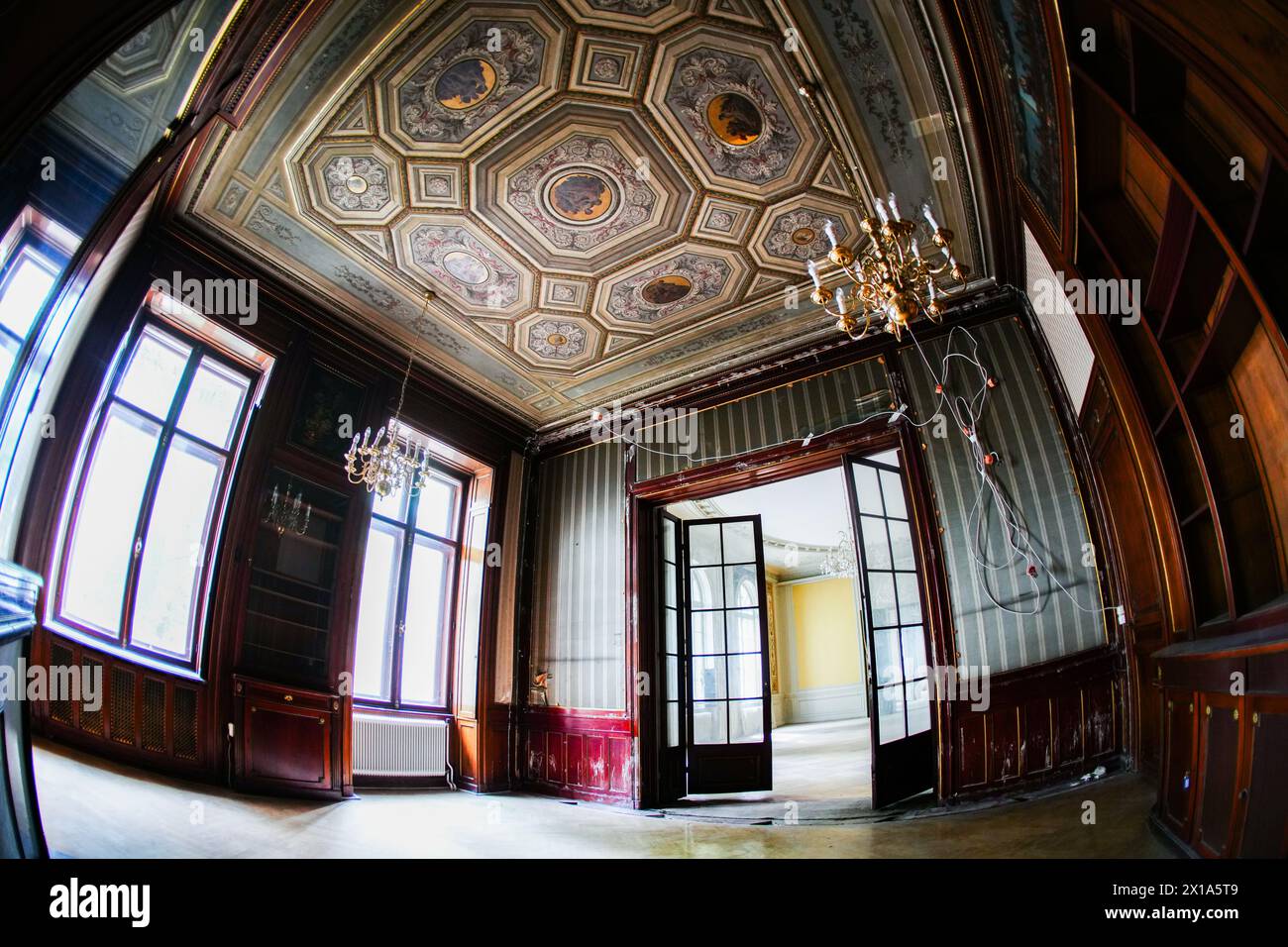 Interior photo of Palais Rothschild before the renovation as part of ...