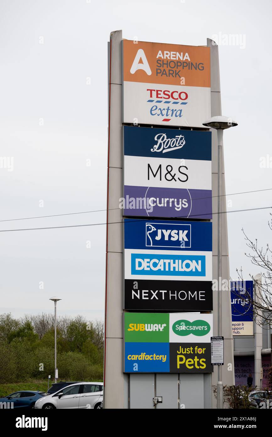 Arena shopping park coventry hi-res stock photography and images - Alamy