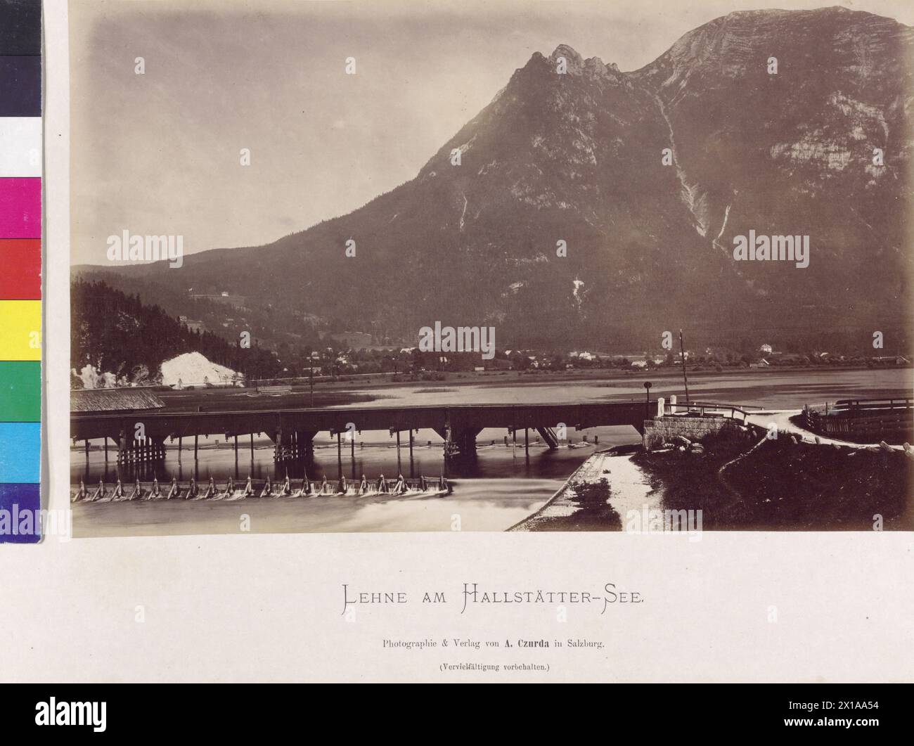 Bridge at Hallstaettersee (Lake Hallstaett), view of the railroad ...