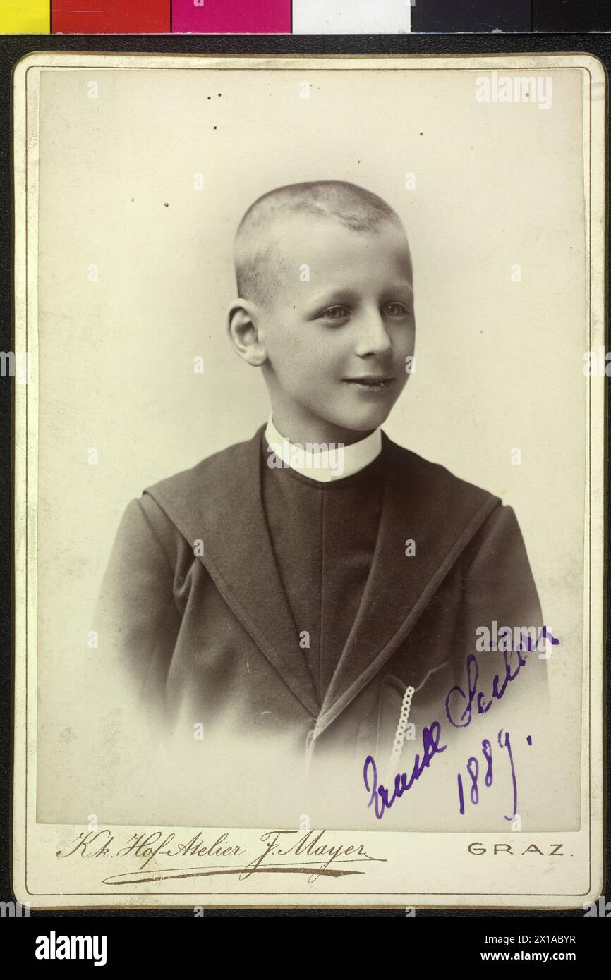 Little boy, half length, 1889 - 18890101 PD2191 - Rechteinfo: Rights ...