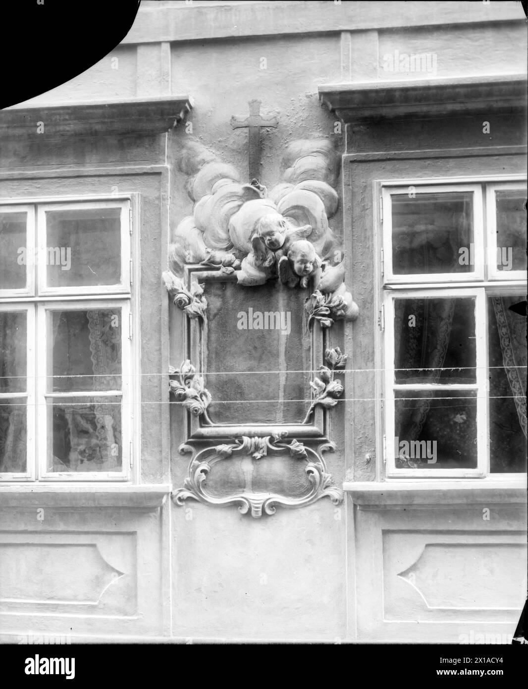 Vienna 1, Domgasse (Dom Alley) 8, part of the facade: relief bordering ...