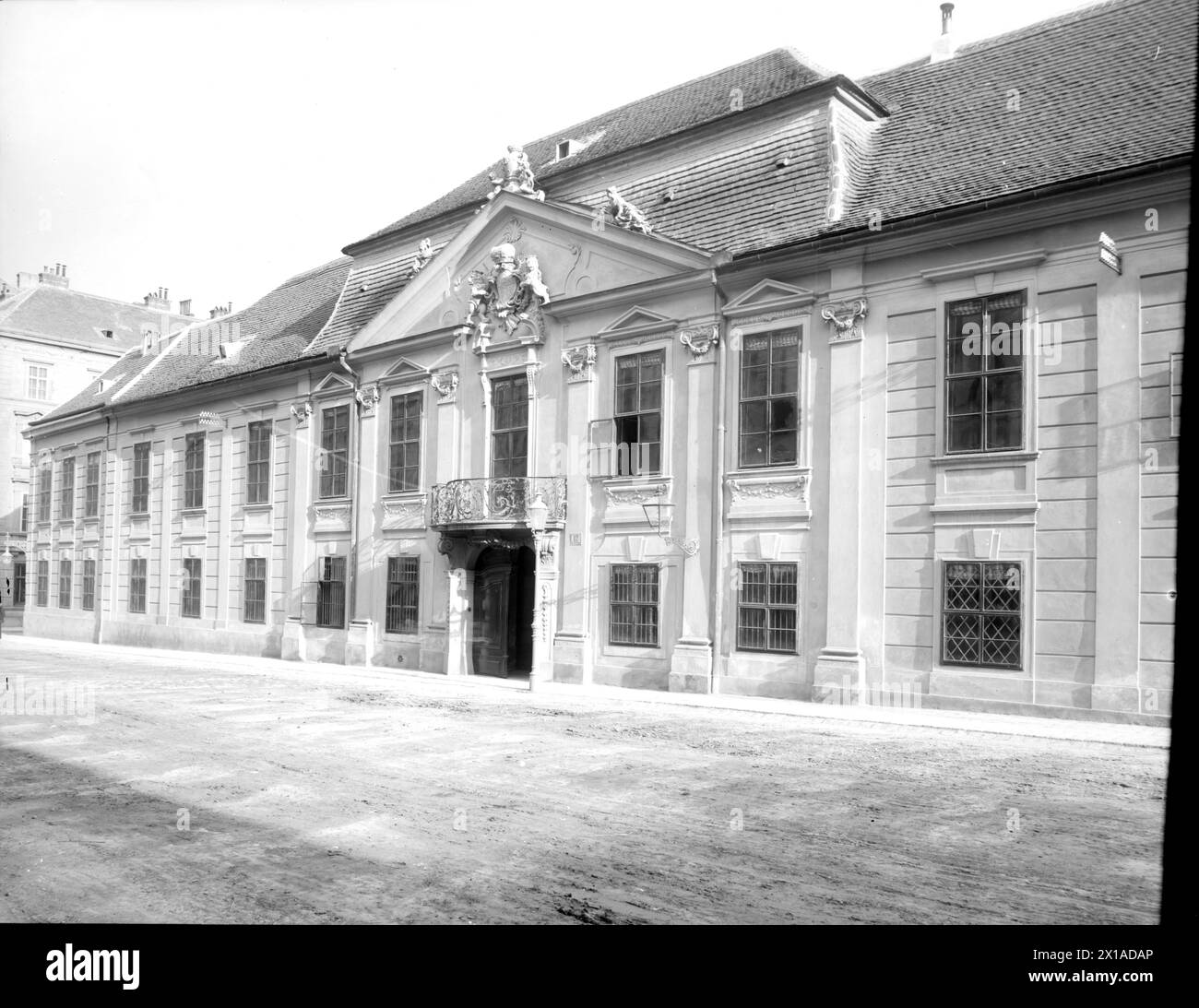 Vienna 8, Palais Schoenborn, main front Laudongasse (Laudon Alley) with ...
