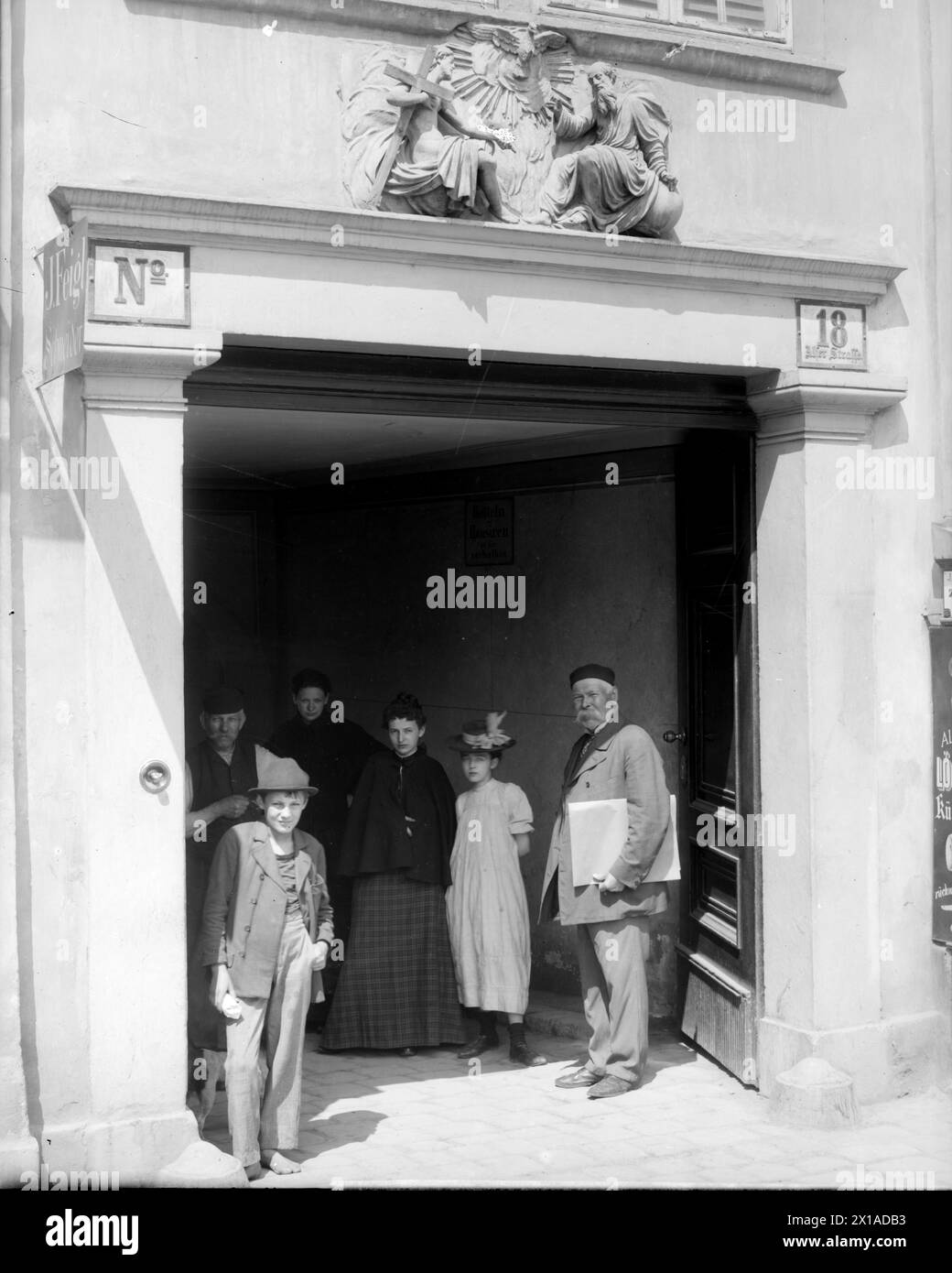 Alserstrasse Black and White Stock Photos & Images - Alamy