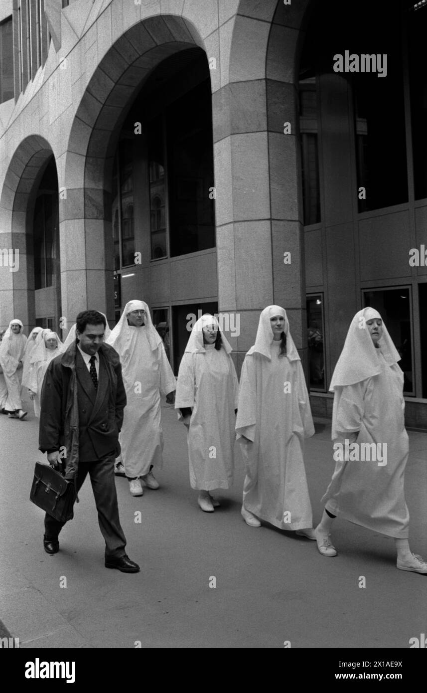 British druid order equinox london Black and White Stock Photos ...