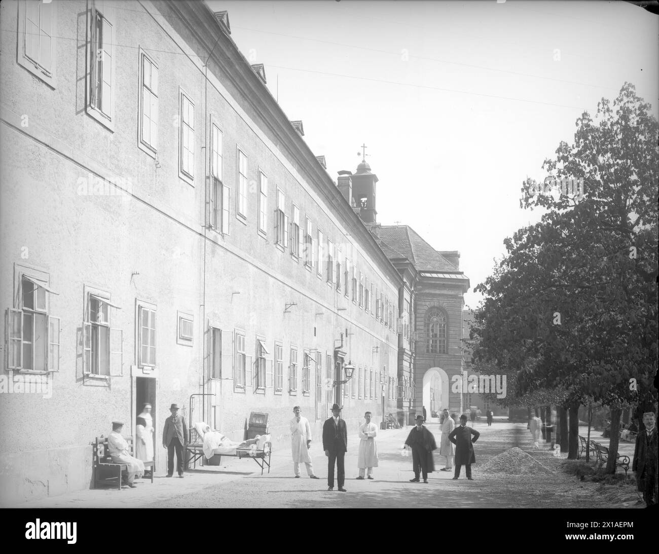 Central clinical hospital Black and White Stock Photos & Images - Alamy