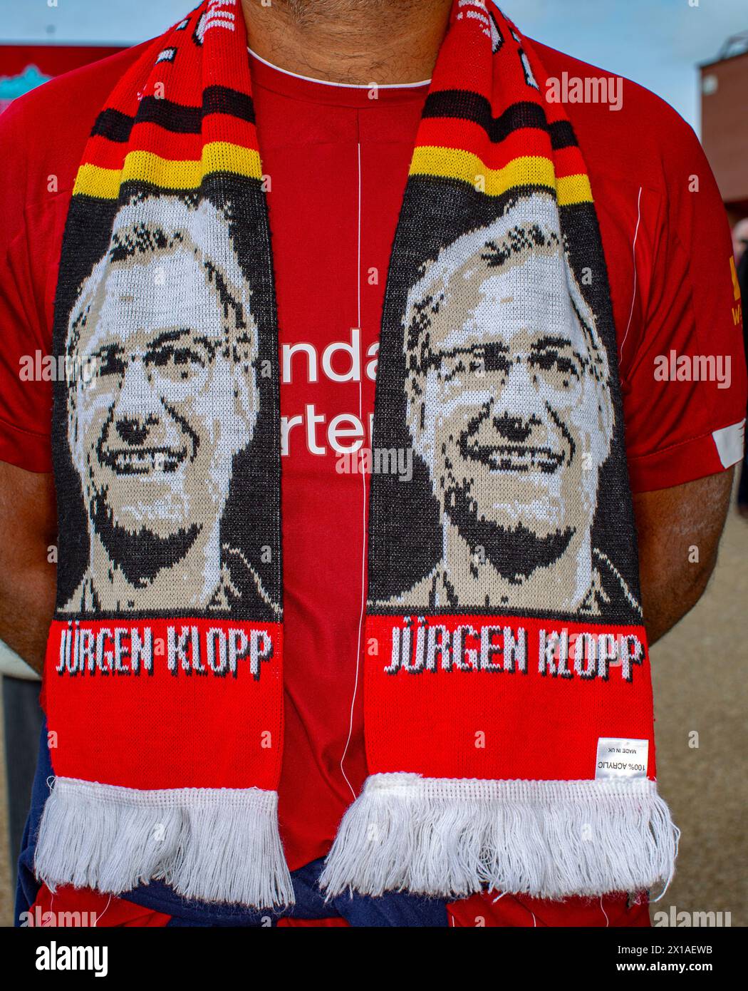 Unrecognised man wearing a Jurgen Klopp scarf before the Premier League ...