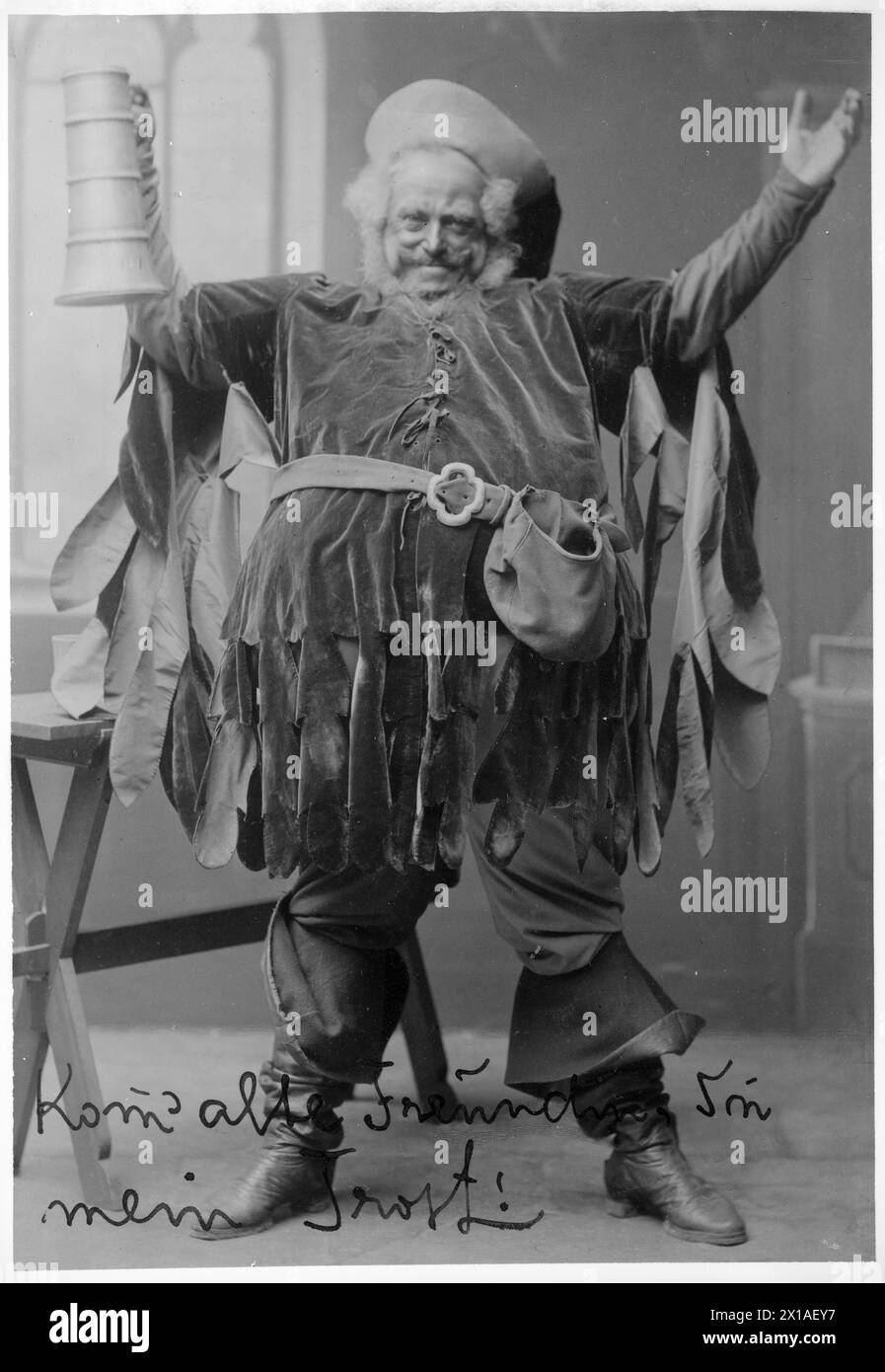 Hesch, William, role as "Falstaff" in the comical opera "Die lustigen ...