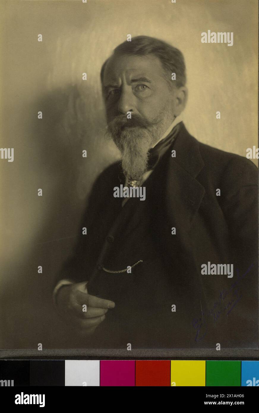 picture Arthur Schnitzler (1862-1931), portrait photo of Arthur Schnitzler., 1910 - 19100101 ...