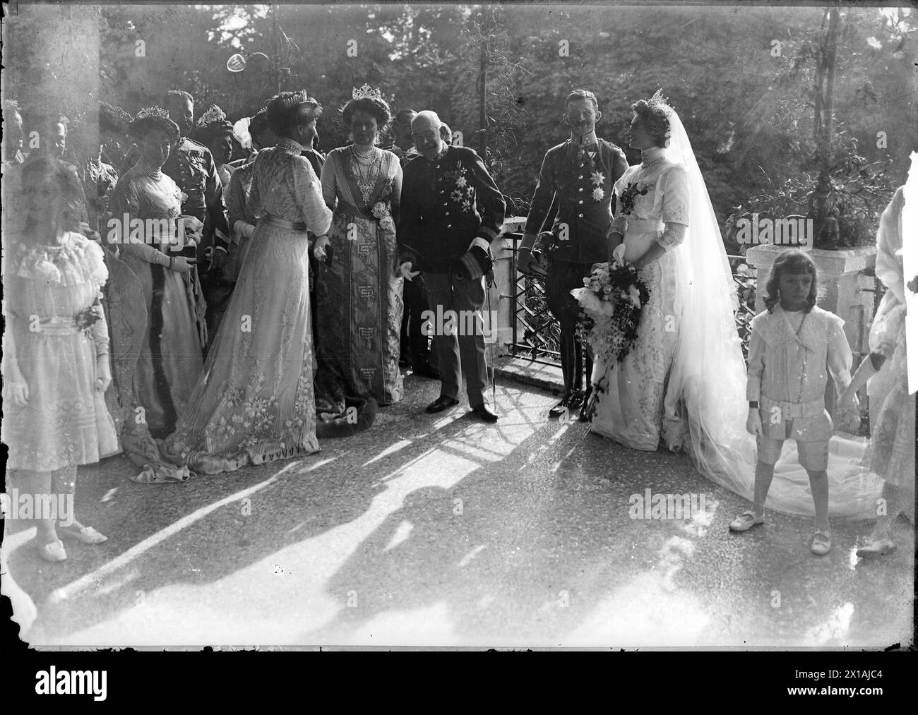 Empress terrace Black and White Stock Photos & Images - Alamy
