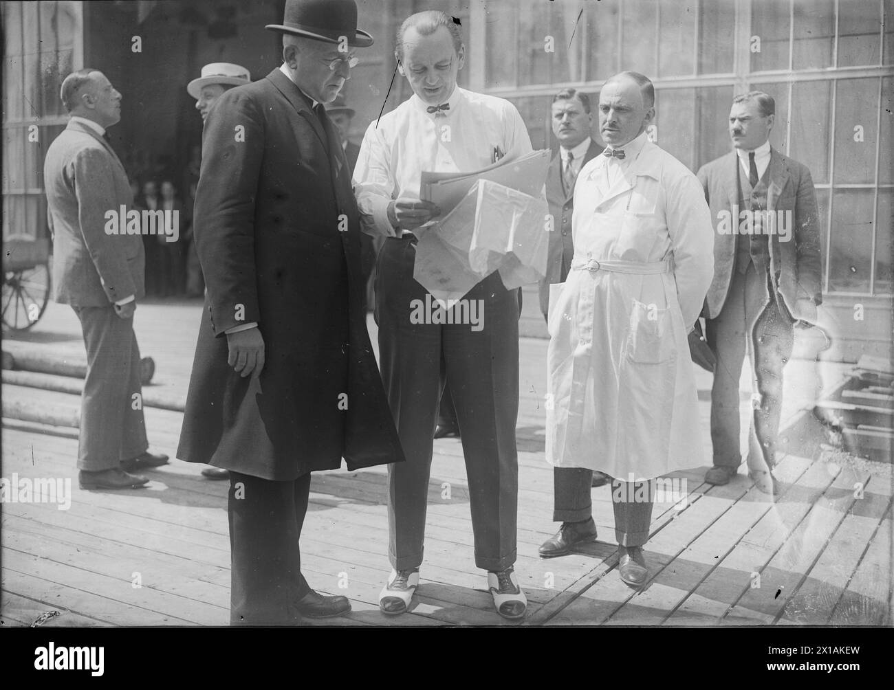 Ignatius Seipel in group, 1920 - 19200101 PD14372 - Rechteinfo: Rights ...