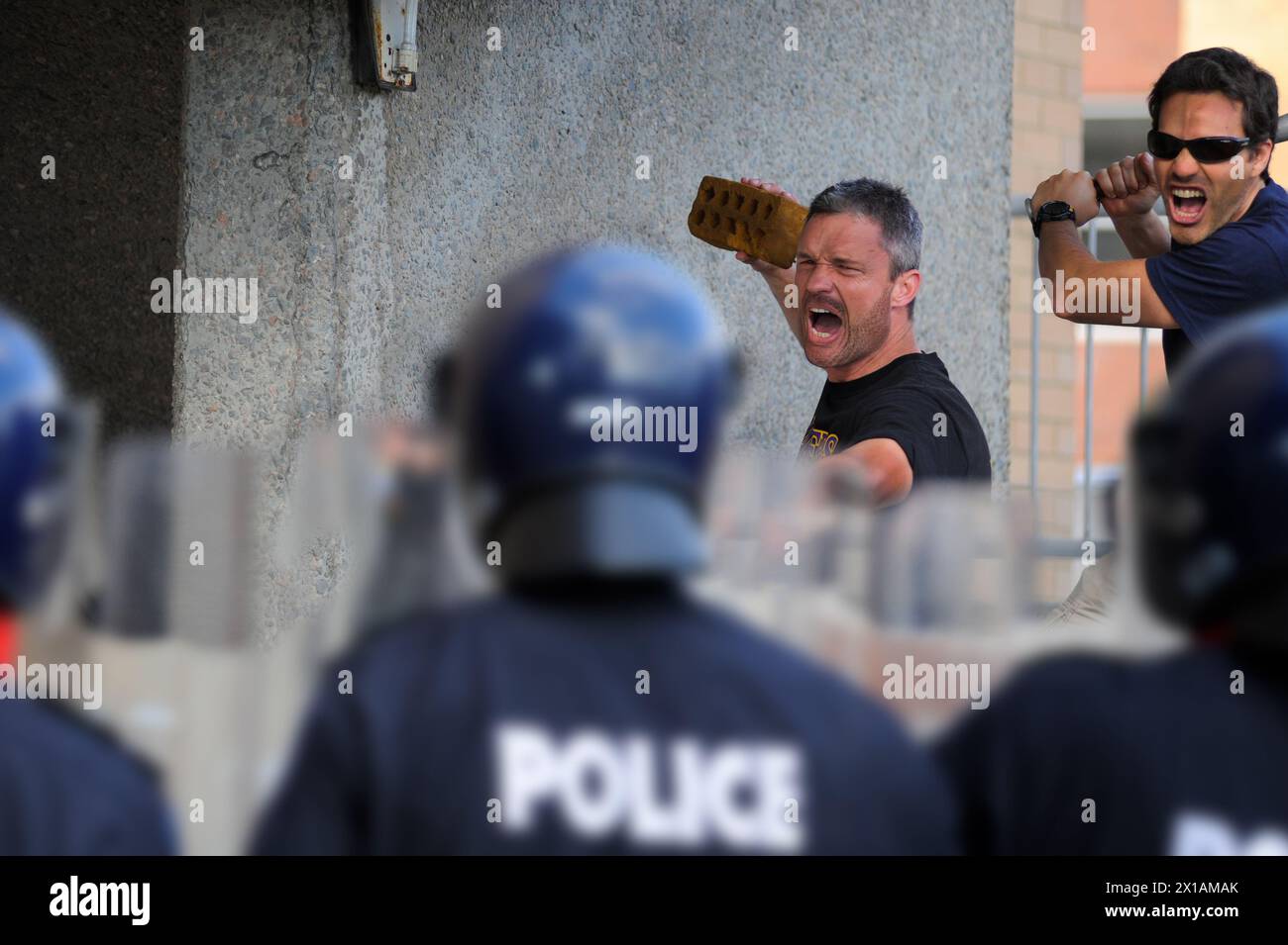 stern Australia Police riot Squad in action Stock Photo - Alamy