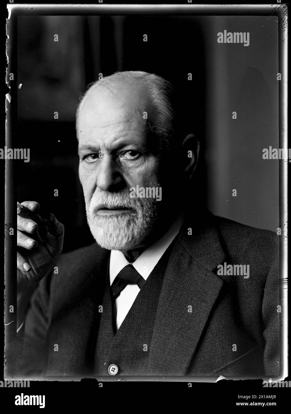 Picture Sigmund Freud (1856-1939), portrait Sigmund Freud, one cigar in ...