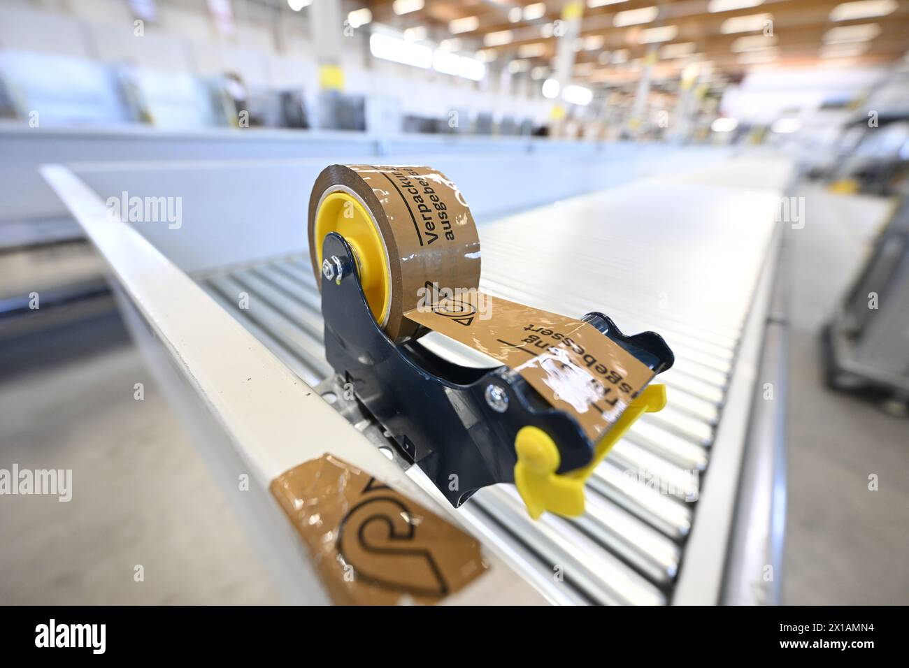 Opening of the new Post AG parcel logistics centre in Vienna-Inzersdorf ...