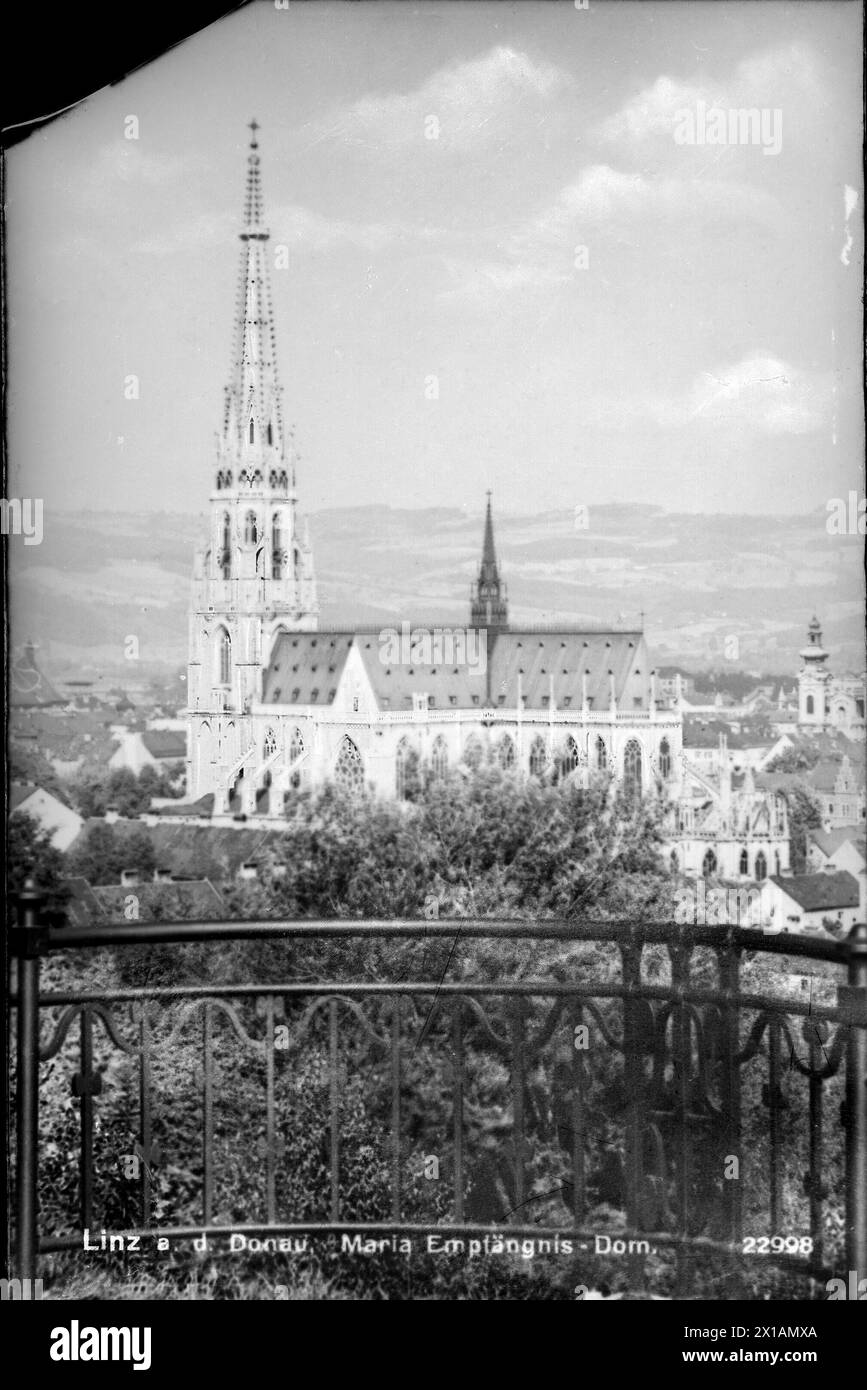 View dom tower from Black and White Stock Photos & Images - Alamy