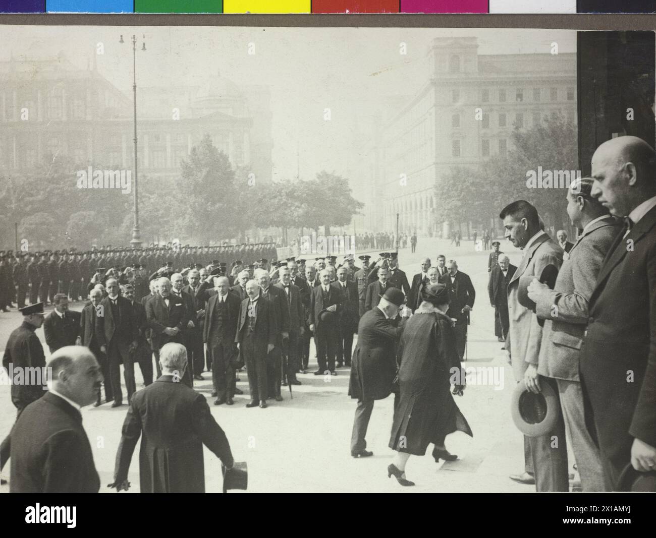 1920s police officer hi-res stock photography and images - Alamy