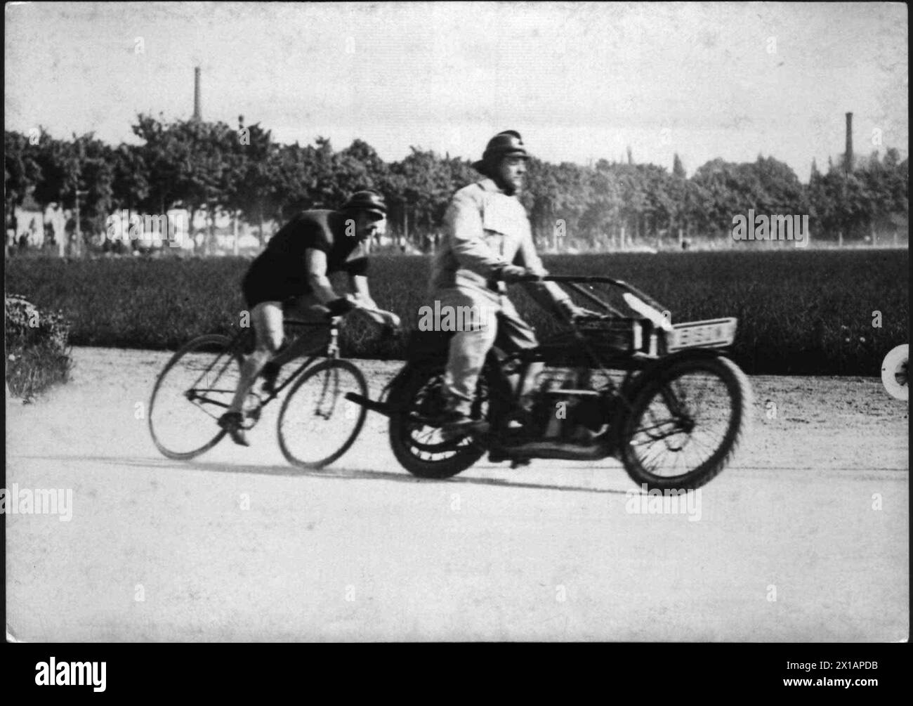 motor-paced racing in bath at Vienna, 1930 - 19300101 PD8428 ...