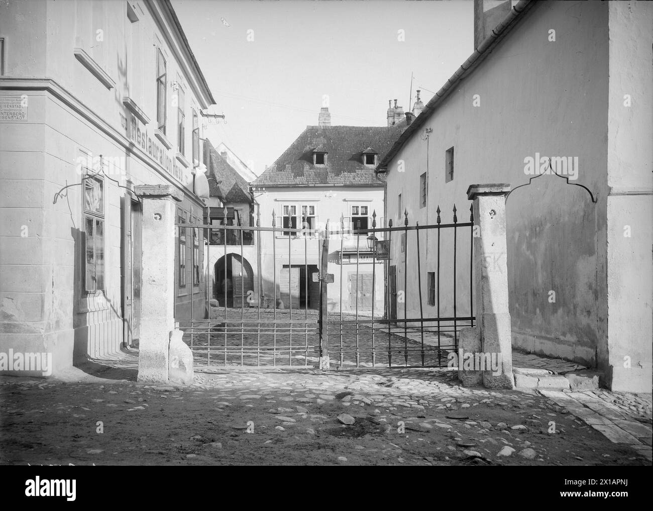 Eisenstadt-Unterberg (peak), upper lane with paled gate as ...