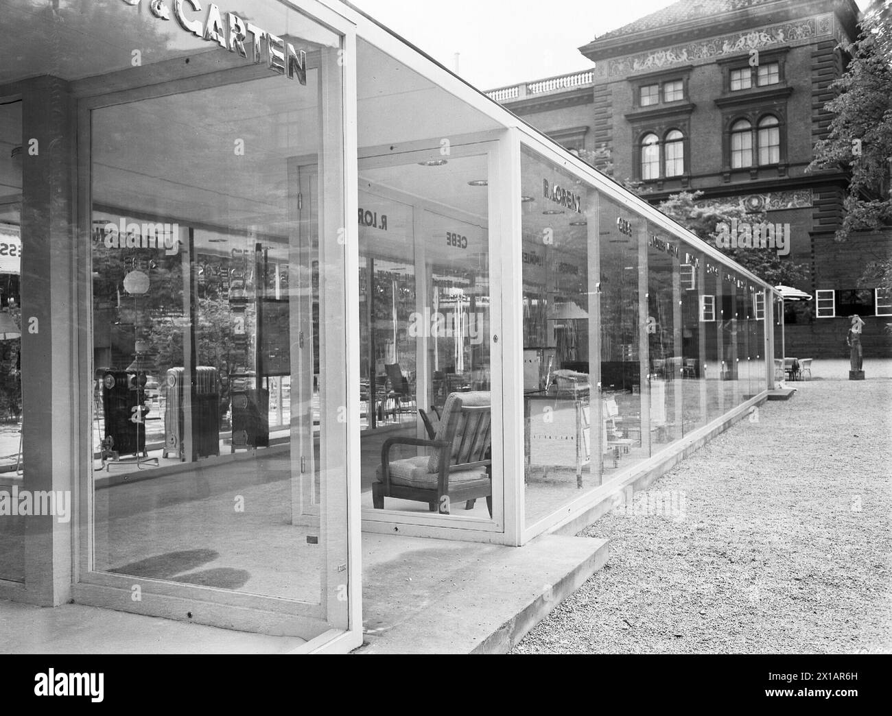 Vienna, Werkbund exhibition, pavilion for series products in the garden ...