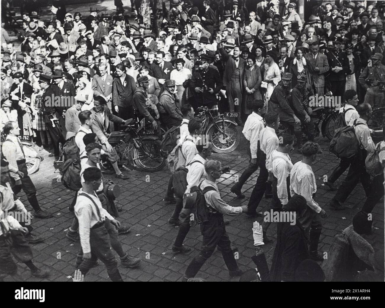 Gau party congress the NSDAP in Vienna, the formation foot it across ...