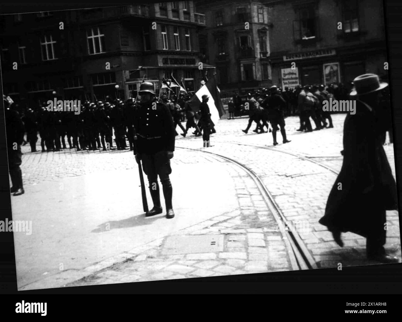 People in attendance Black and White Stock Photos & Images - Alamy