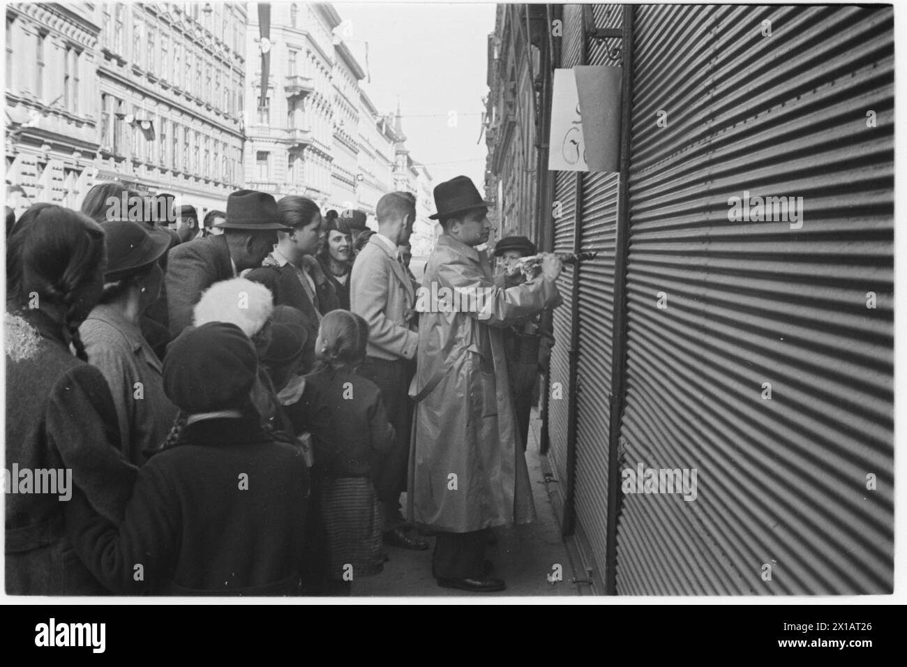 Anti-Semitic riot Vienna 1938, Jew grow for the superscribe Jewish ...
