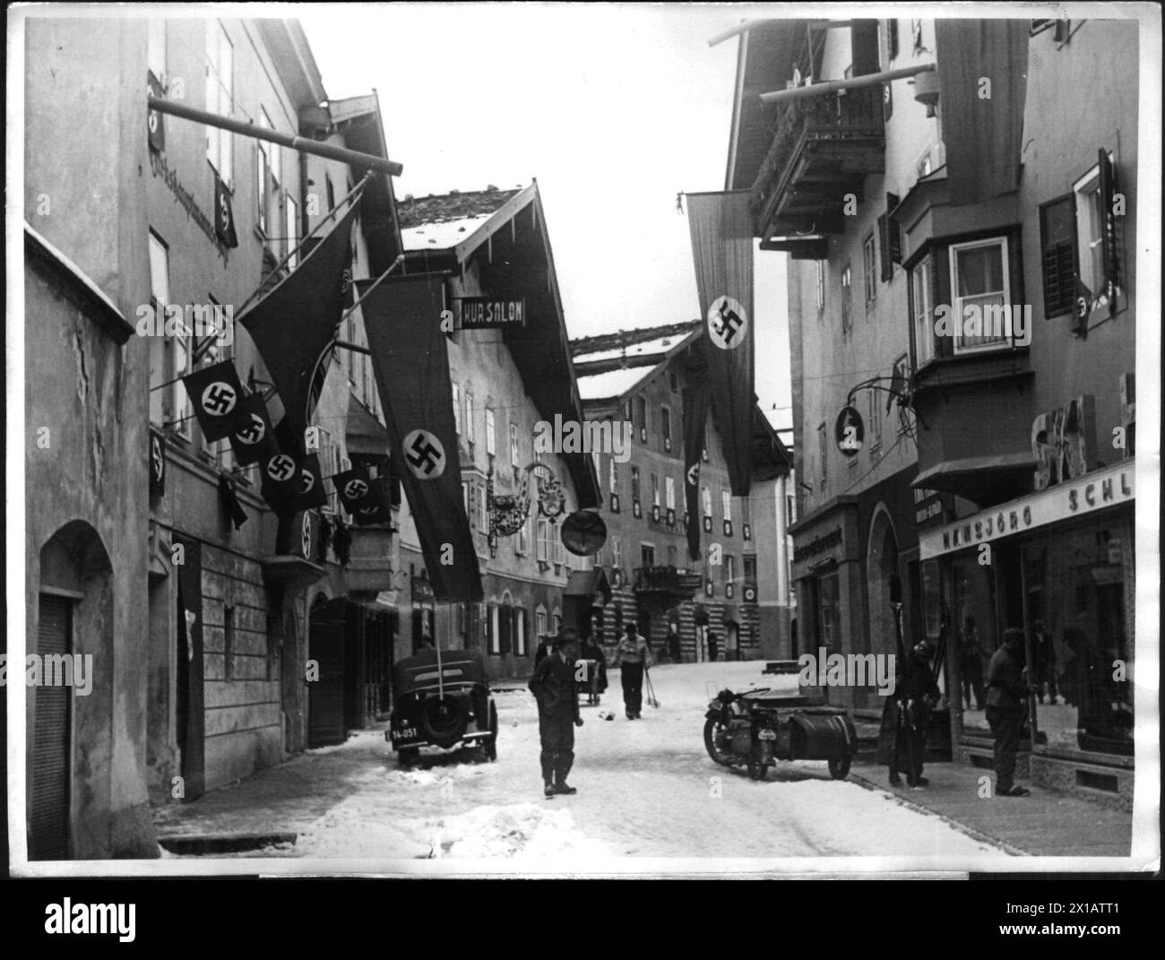 Germans and Wehrmacht ski championships in Kitzbuehel, view in any flag ...