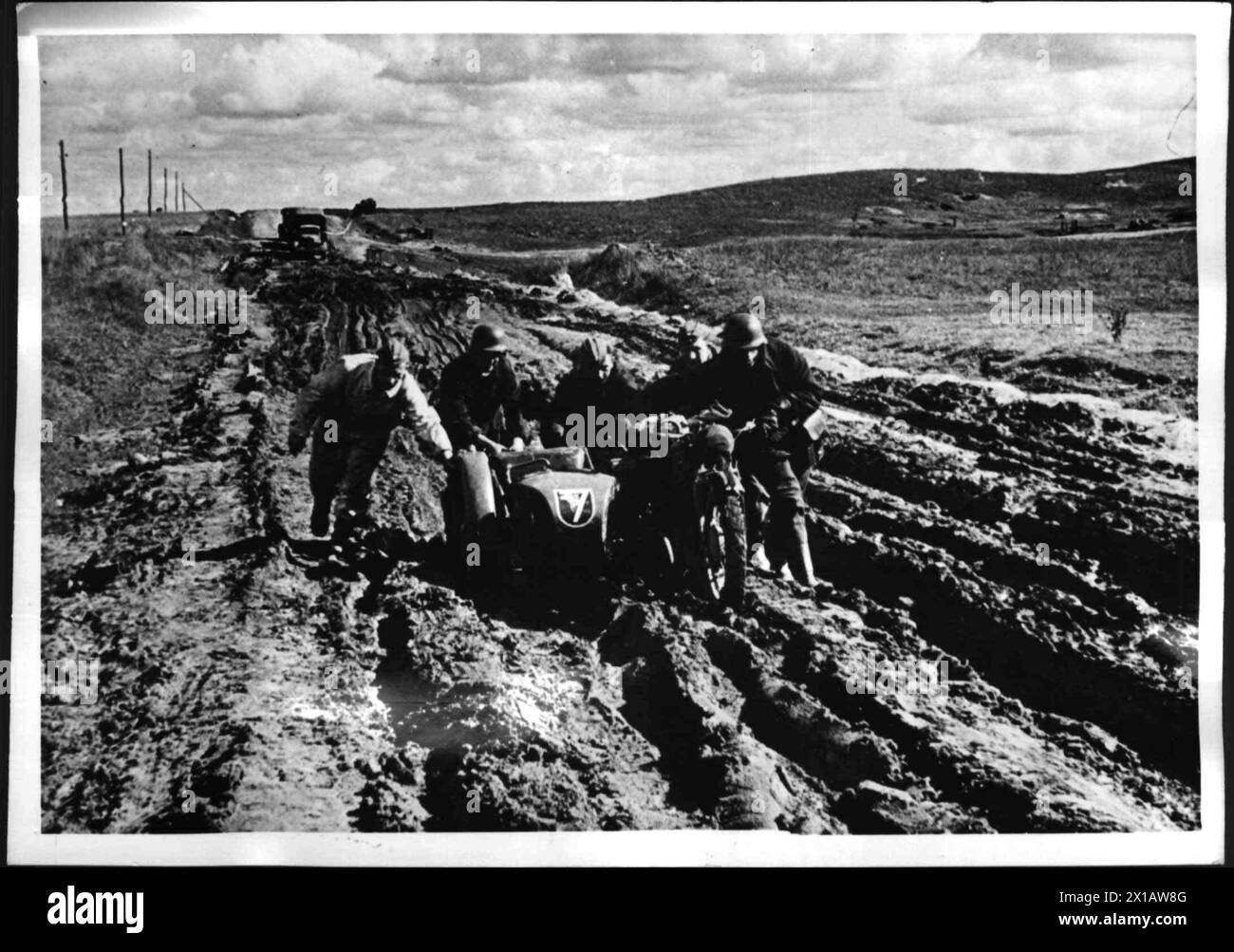 German vehicles mud eastern front hi-res stock photography and images ...