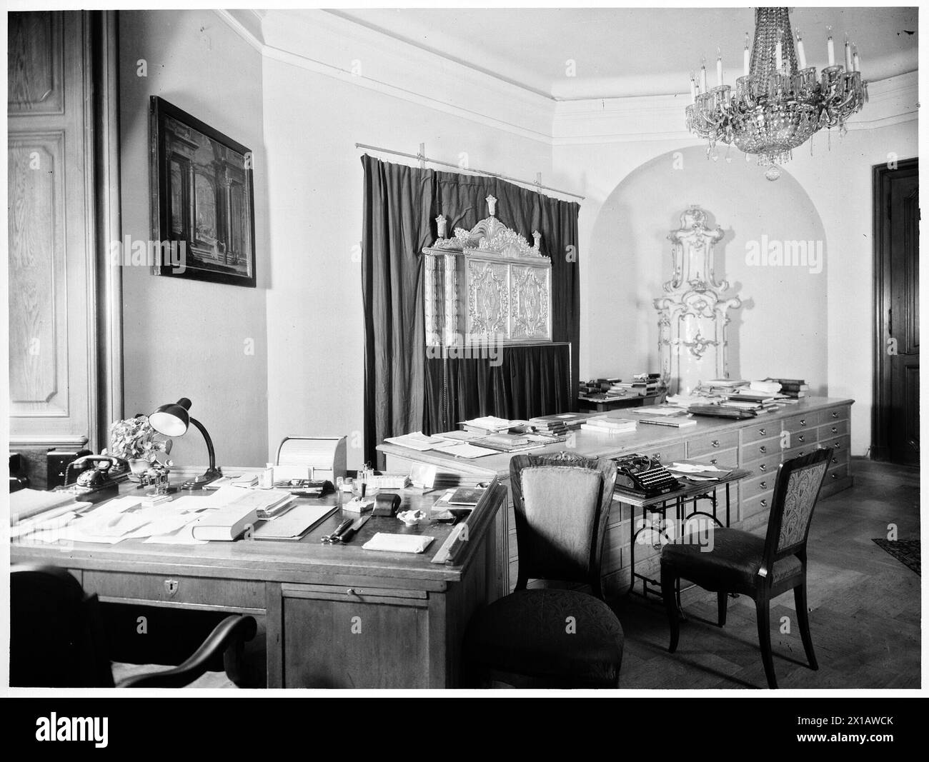 1940s libraries hi-res stock photography and images - Alamy