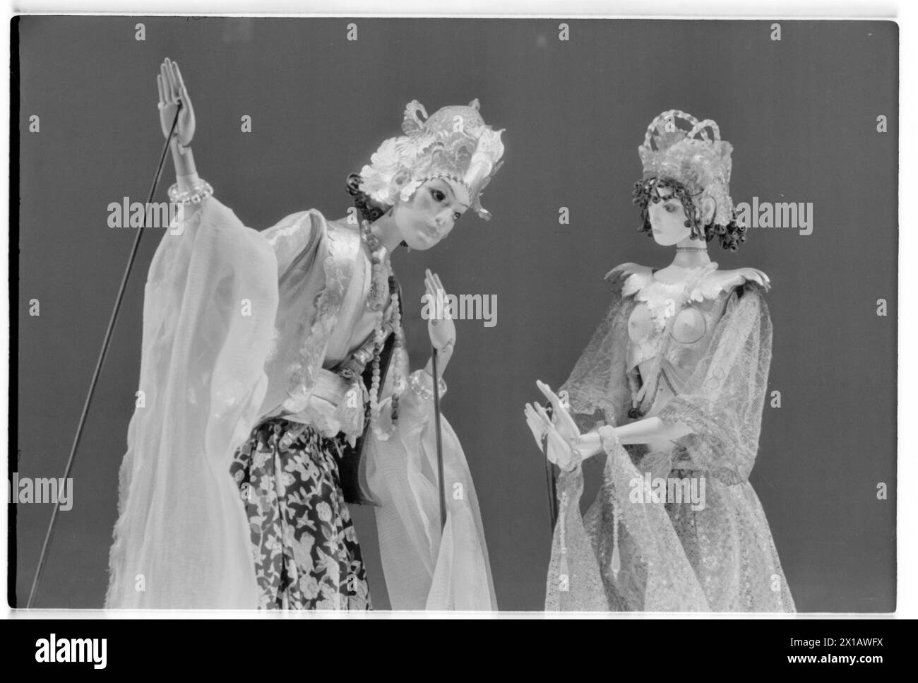 Richard Teschners puppet theatre, 1944 - 19440101 PD3604 - Rechteinfo ...