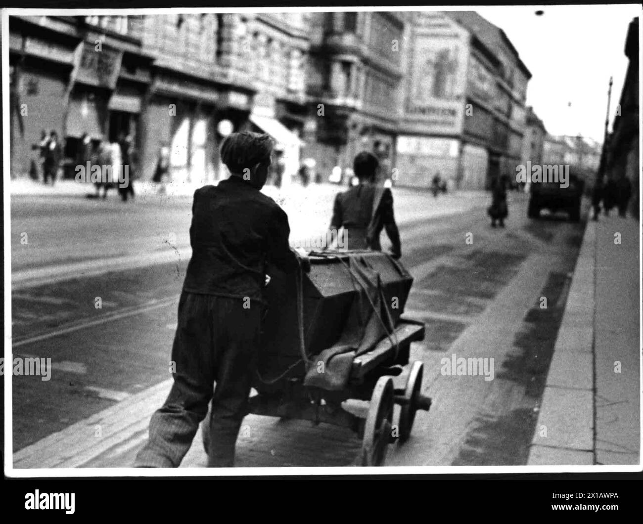 transportation of bodies, of a handcart conduce as hearse in the Vienna ...