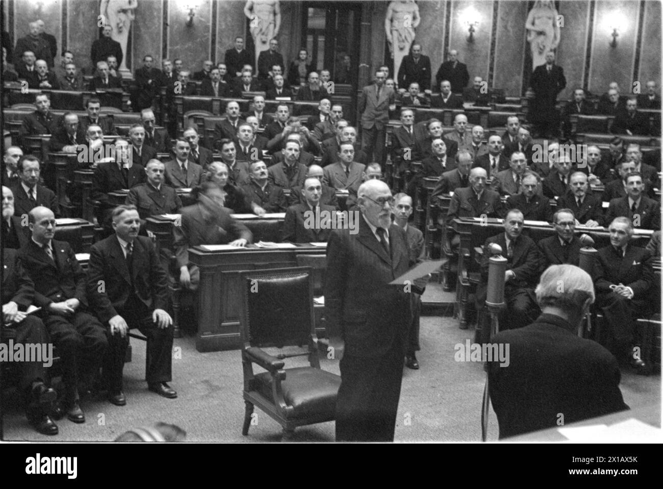 Opening of parliament December 1945, president Renner (mid) keep a ...
