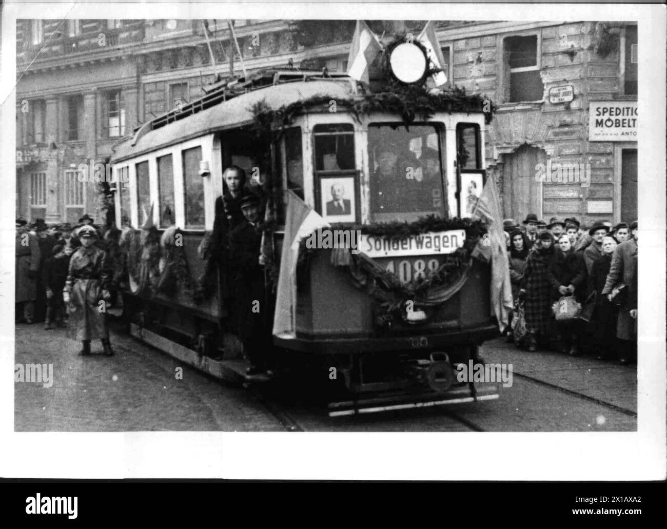 Initiation of the Augartenbruecke (Augarten Bridge), First tram-train ...