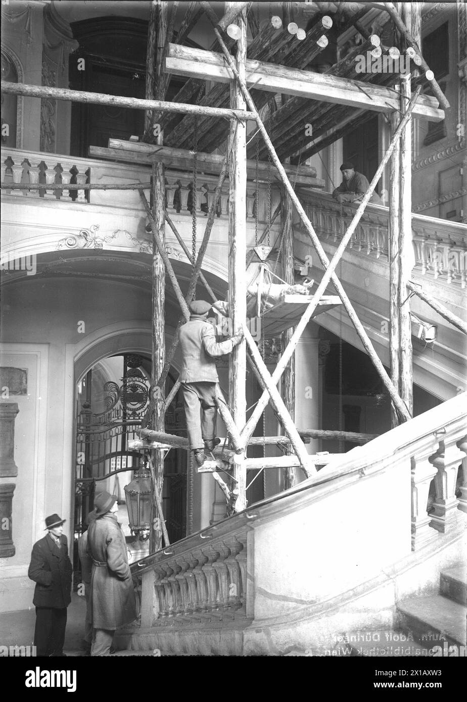 Vienna 1, Austrian National Library, re-establishment de Habsburg ...