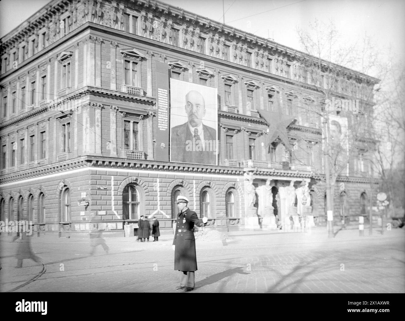 Palais epstein vienna hi-res stock photography and images - Alamy