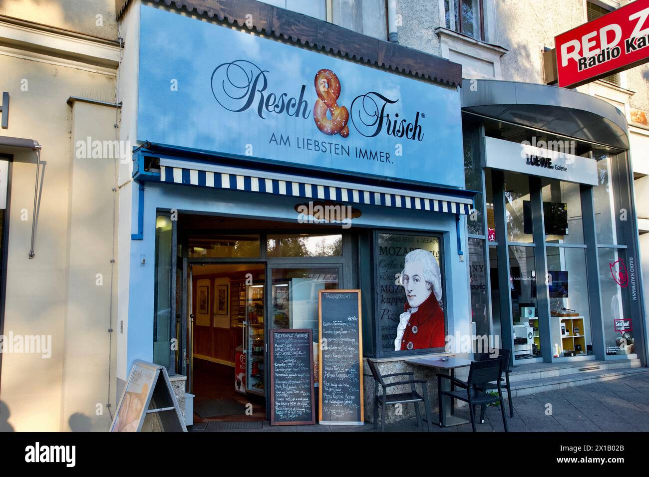 Resch and Frisch, Mirabellplatz, Salzburg, Austria Stock Photo - Alamy