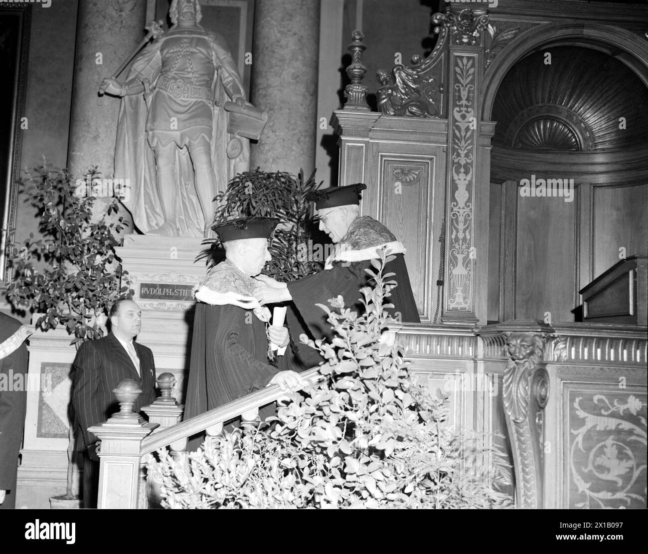 University university Vienna, great ball room: inauguration of the ...
