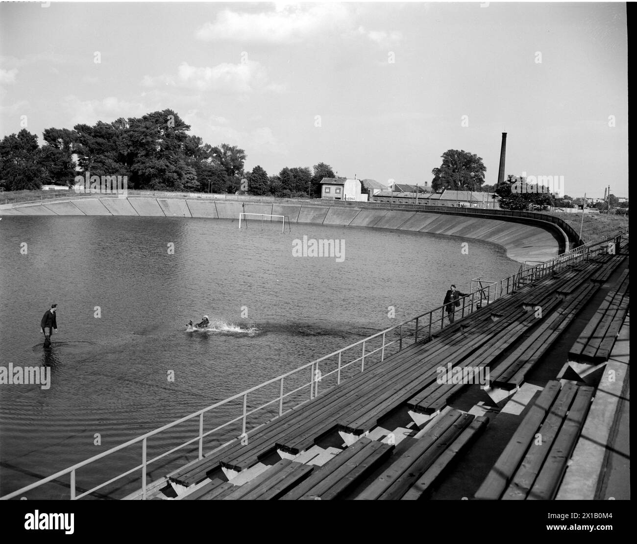 Danube flooding Black and White Stock Photos & Images - Alamy