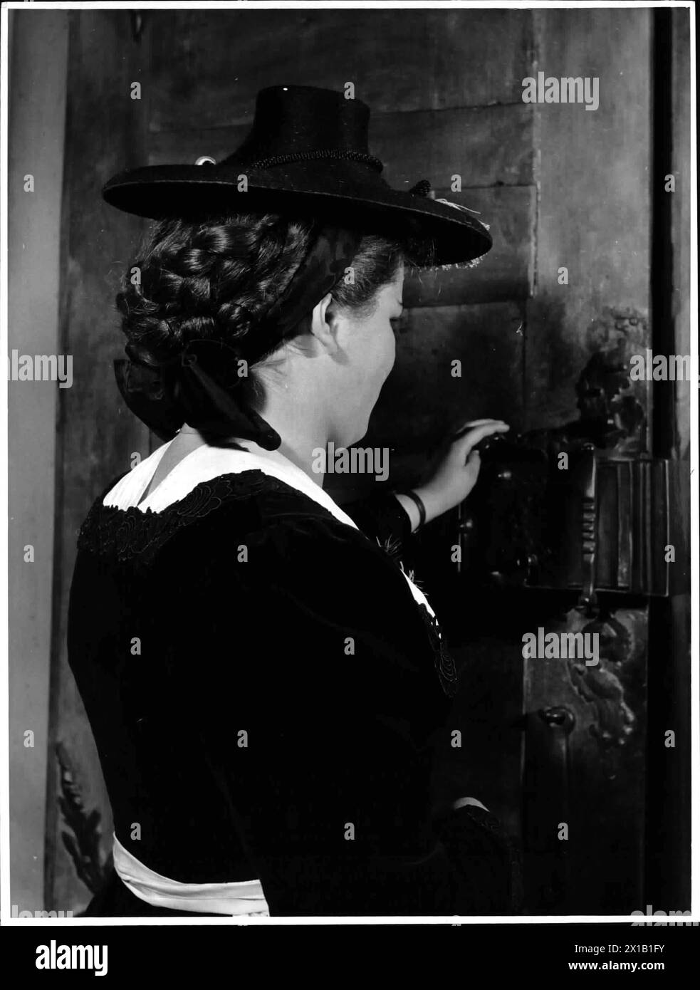 Strive - Tyrol, Zillertal (valley), woman in costume at, strive - Tyrol ...